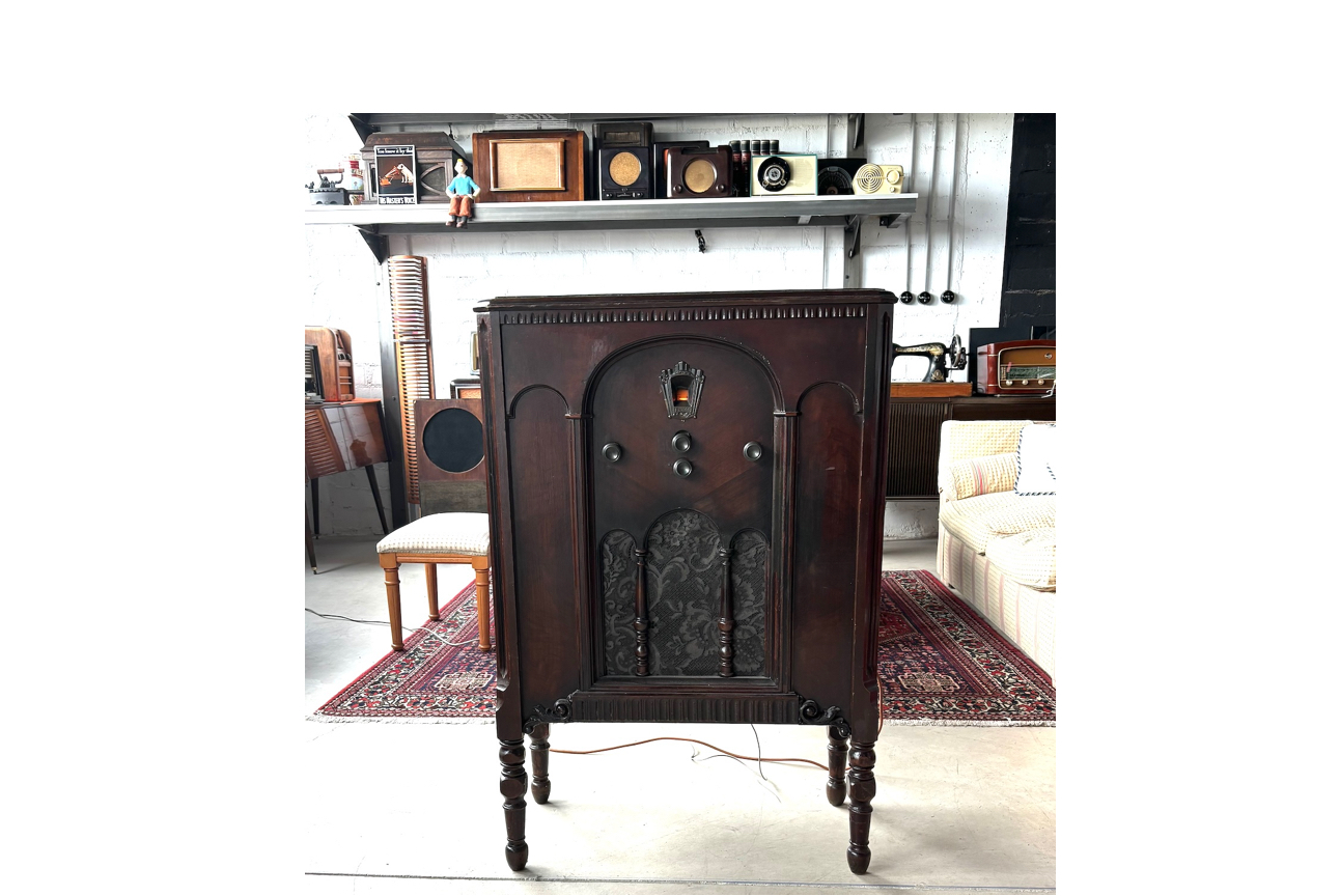 Radio Philco 77 Lowboy, antigua de 1930. Majestuosa
